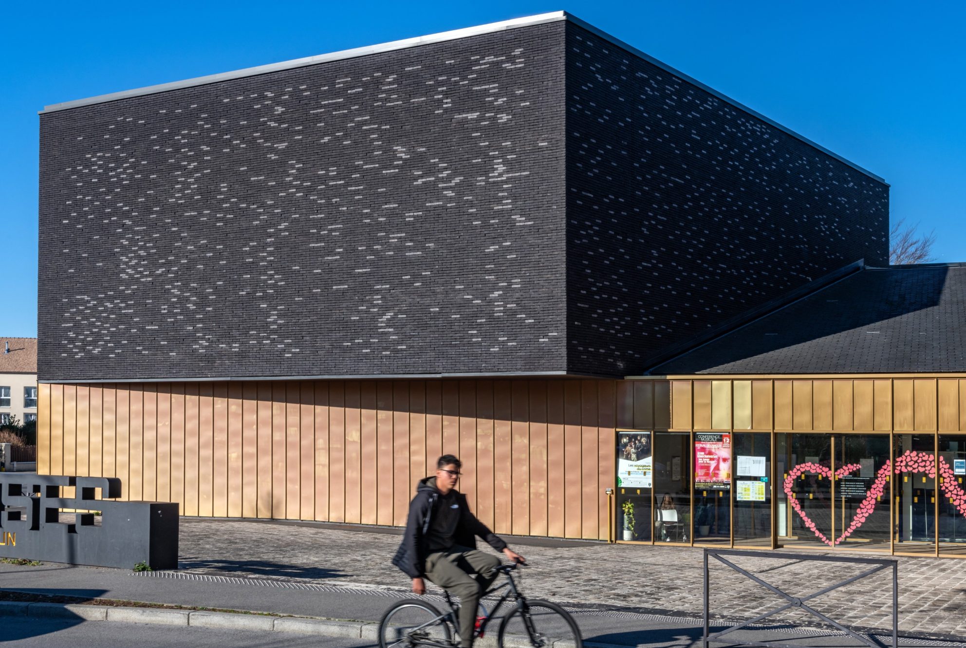 Réalisation du Conservatoire de musique de Melun | Wienerberger