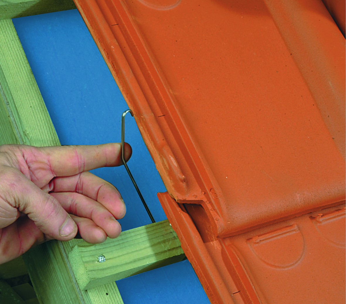 Tuile à aspect plat Actua Gris titane Koramic | Wienerberger